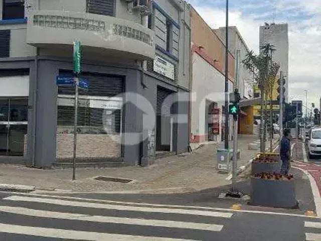 Conj. Comercial / Sala para Locação em Campinas/SP Centro