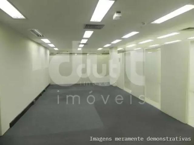 Conj. Comercial / Sala para Locação em Campinas/SP Centro
