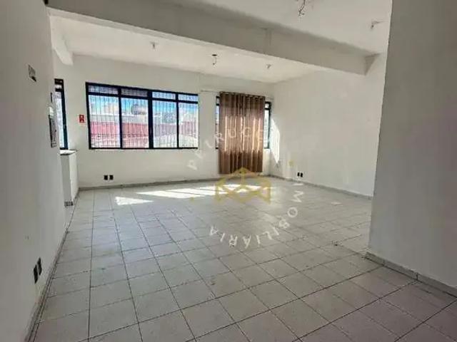 Conj. Comercial / Sala para Locação em Campinas/SP Centro