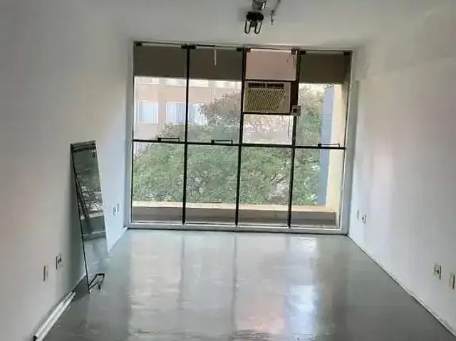 Conj. Comercial / Sala para Locação em Campinas/SP Centro