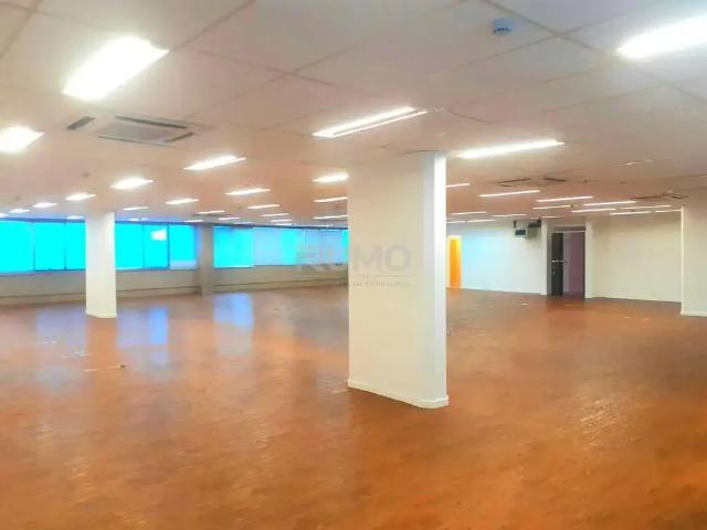 Conj. Comercial / Sala para Locação em Campinas/SP Centro