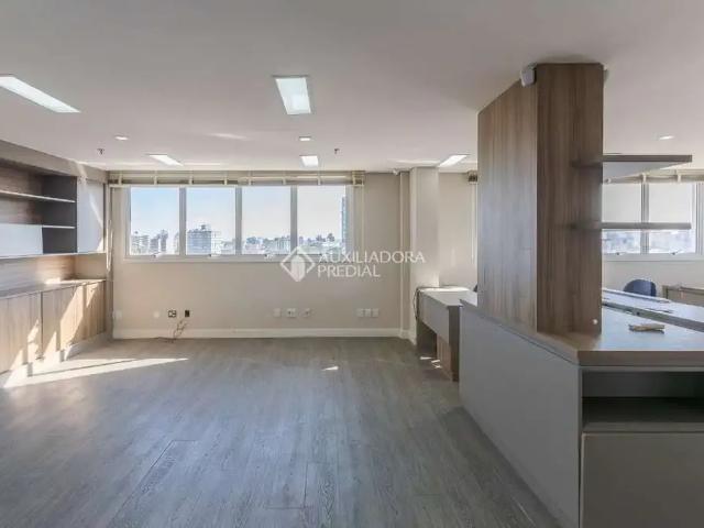 Conj. Comercial / Sala para Locação em Canoas/RS Marechal Rondon 2 Quartos