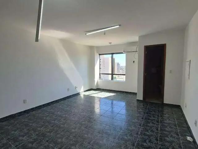 Conj. Comercial / Sala para Locação em Cascavel/PR Centro