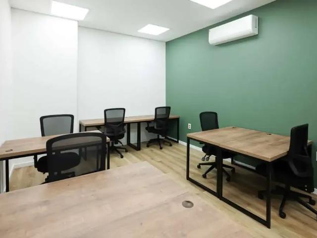 Conj. Comercial / Sala para Locação em Cascavel/PR Centro