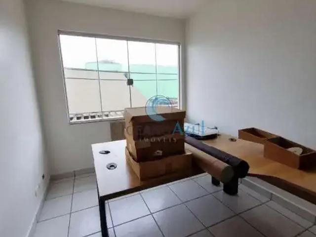 Conj. Comercial / Sala para Locação em Caraguatatuba/SP Centro