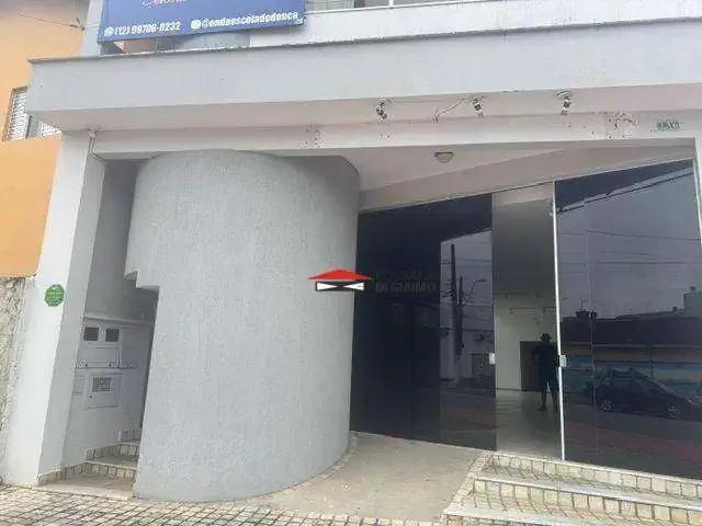 Conj. Comercial / Sala para Locação em Caraguatatuba/SP Centro