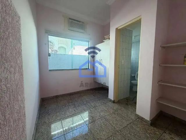 Conj. Comercial / Sala para Locação em Caraguatatuba/SP Centro