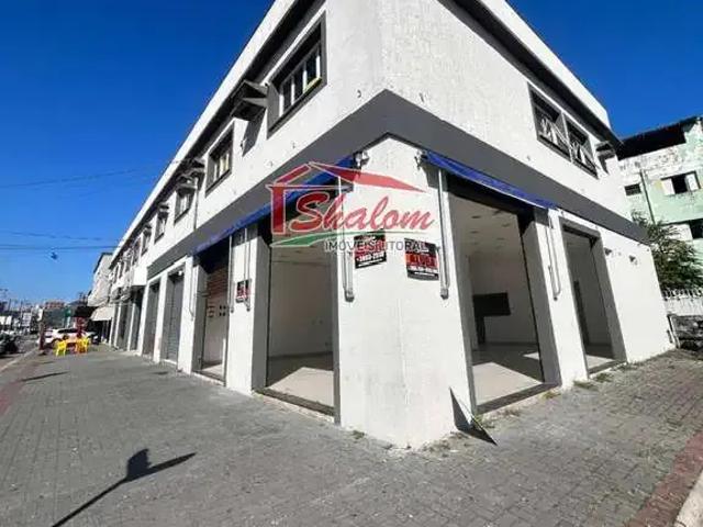Conj. Comercial / Sala para Locação em Caraguatatuba/SP Centro