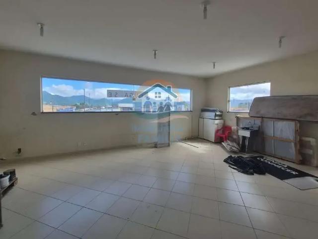 Conj. Comercial / Sala para Locação em Caraguatatuba/SP Jardim Britânia