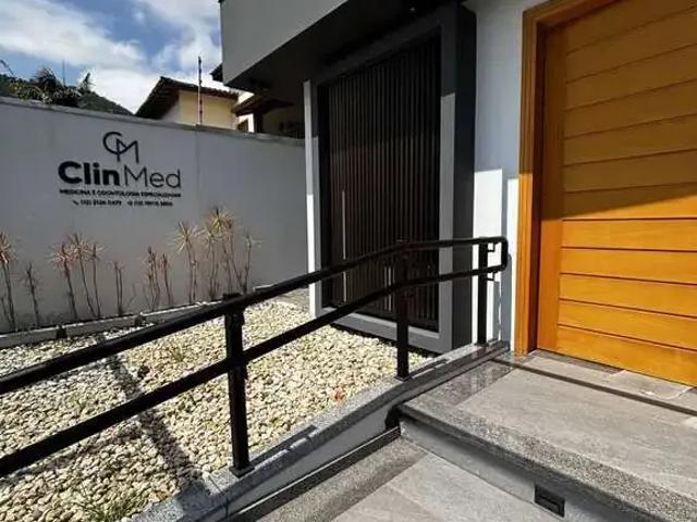 Conj. Comercial / Sala para Locação em Caraguatatuba/SP Sumaré