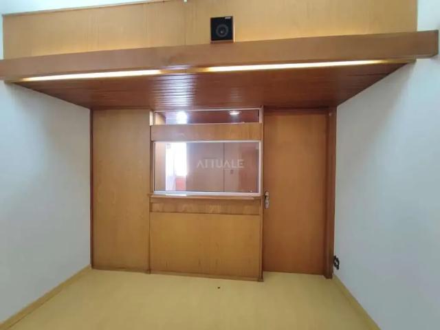 Conj. Comercial / Sala para Locação em Caxias do Sul/RS Madureira