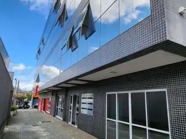 Conj. Comercial / Sala para Locação em Colombo/PR Centro