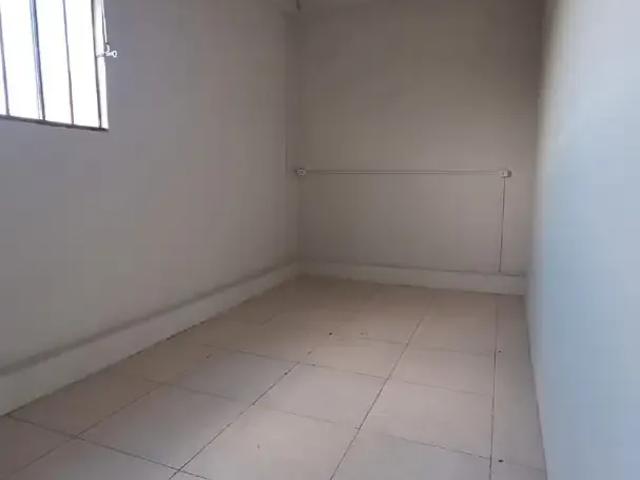 Conj. Comercial / Sala para Locação em Colombo/PR Guaraituba