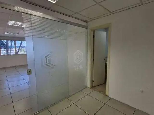 Conj. Comercial / Sala para Locação em Cotia/SP Granja Viana