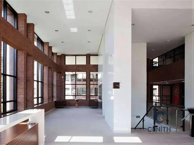 Conj. Comercial / Sala para Locação em Cotia/SP Granja Viana