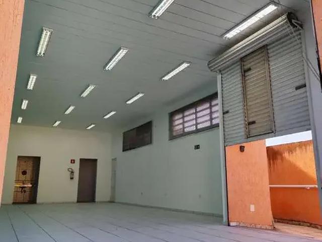 Conj. Comercial / Sala para Locação em Cotia/SP Jardim Colibri