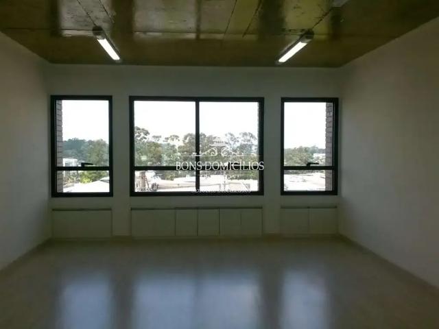 Conj. Comercial / Sala para Locação em Cotia/SP Jardim Lambreta