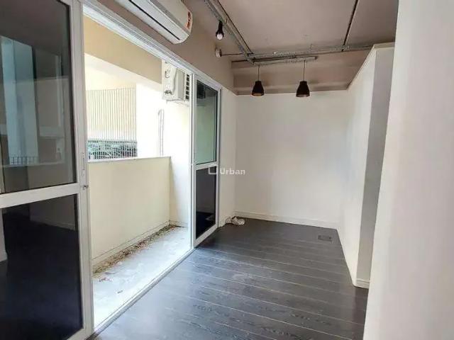 Conj. Comercial / Sala para Locação em Cotia/SP Lageadinho