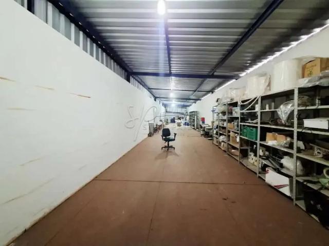 Conj. Comercial / Sala para Locação em Cravinhos/SP Distrito Industrial