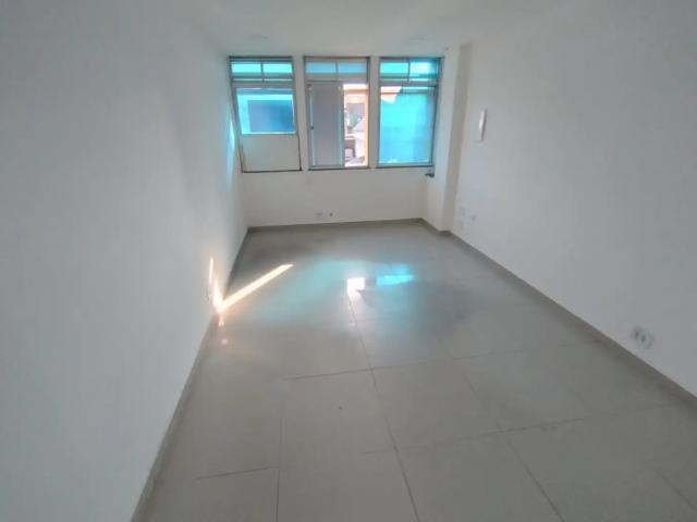 Conj. Comercial / Sala para Locação em Duque de Caxias/RJ Centro