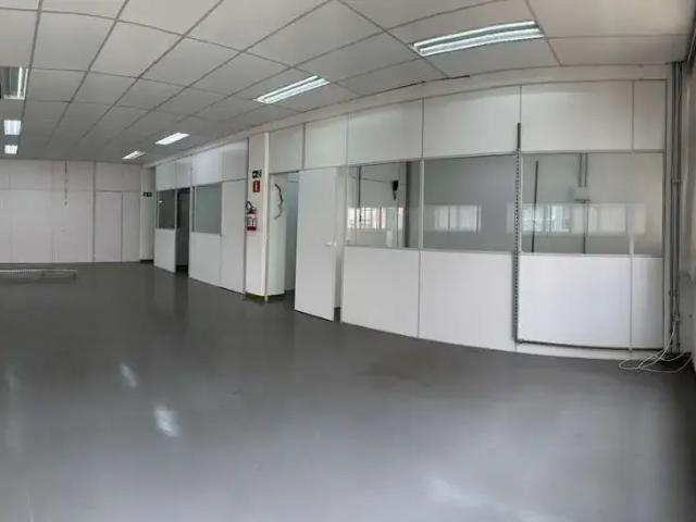 Conj. Comercial / Sala para Locação em Diadema/SP Piraporinha