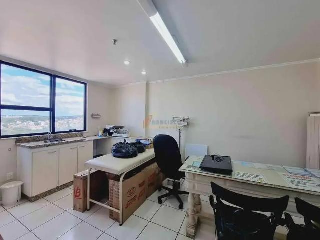Conj. Comercial / Sala para Locação em Divinópolis/MG Centro 1 Quartos