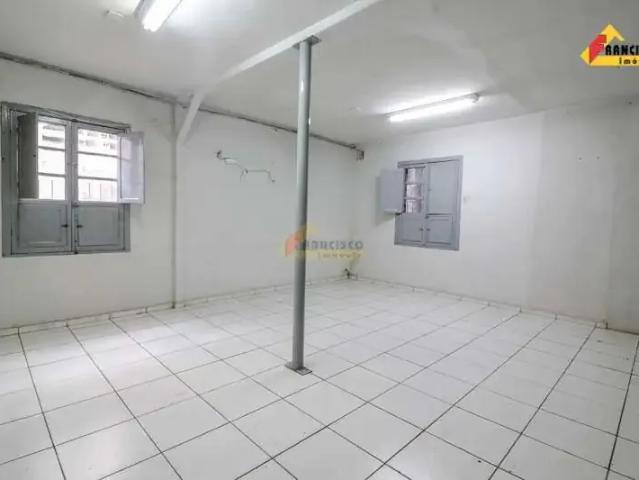 Conj. Comercial / Sala para Locação em Divinópolis/MG Centro