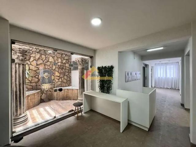Conj. Comercial / Sala para Locação em Divinópolis/MG Niterói