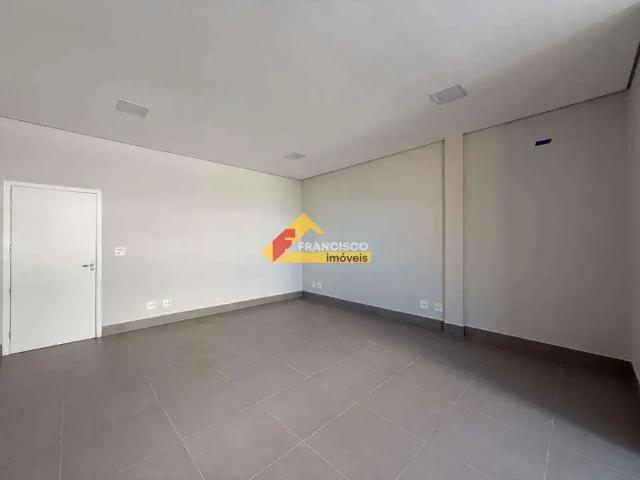 Conj. Comercial / Sala para Locação em Divinópolis/MG Santo Antônio