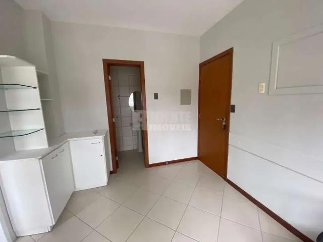 Conj. Comercial / Sala para Locação em Florianópolis/SC Trindade