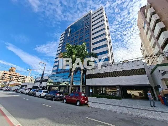 Conj. Comercial / Sala para Locação em Florianópolis/SC Trindade