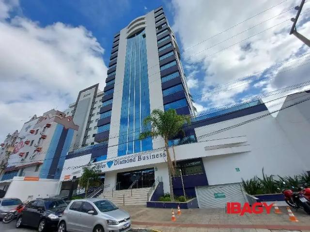 Conj. Comercial / Sala para Locação em Florianópolis/SC Agronômica
