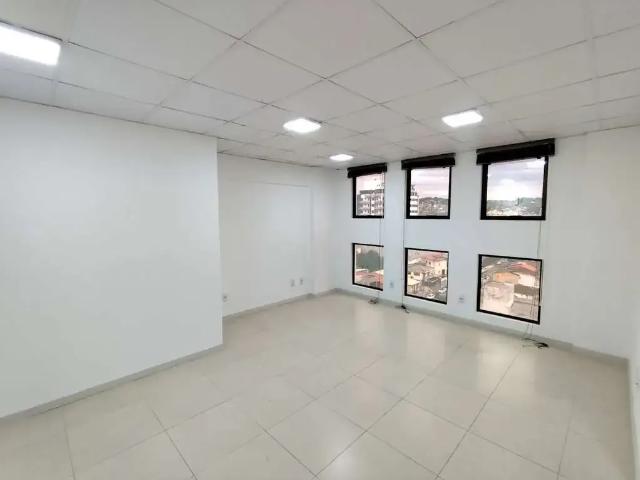 Conj. Comercial / Sala para Locação em Florianópolis/SC Capoeiras