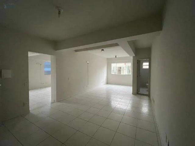 Conj. Comercial / Sala para Locação em Florianópolis/SC Capoeiras