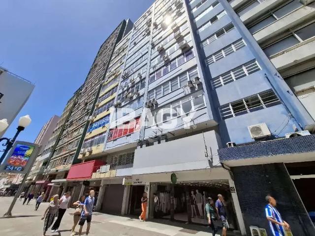 Conj. Comercial / Sala para Locação em Florianópolis/SC Centro