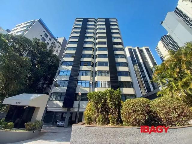 Conj. Comercial / Sala para Locação em Florianópolis/SC Centro