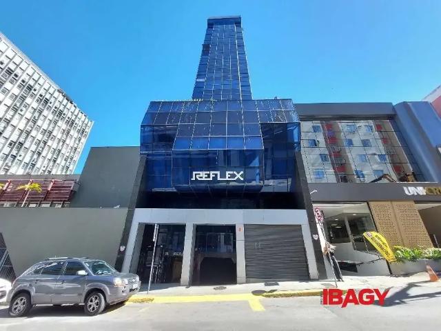 Conj. Comercial / Sala para Locação em Florianópolis/SC Centro