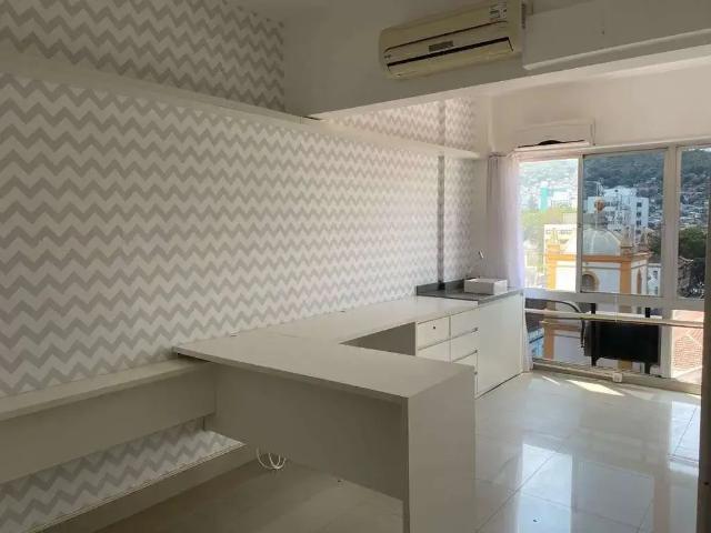 Conj. Comercial / Sala para Locação em Florianópolis/SC Centro
