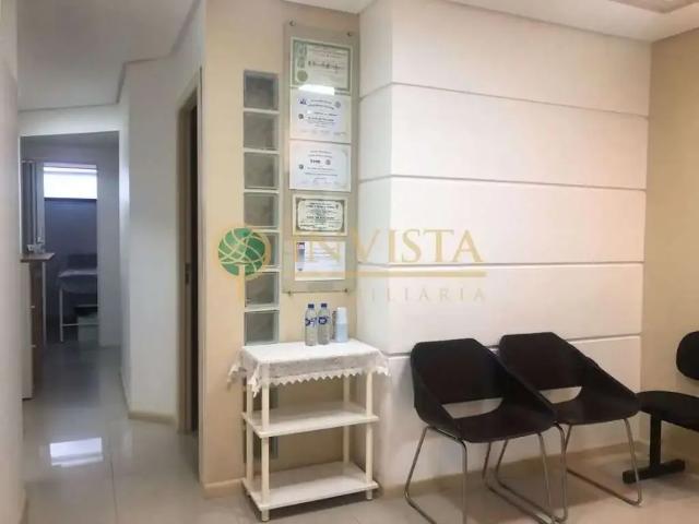 Conj. Comercial / Sala para Locação em Florianópolis/SC Centro