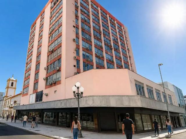 Conj. Comercial / Sala para Locação em Florianópolis/SC Centro