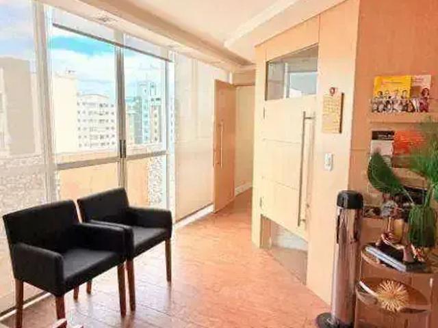 Conj. Comercial / Sala para Locação em Florianópolis/SC Centro