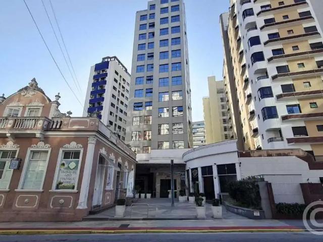 Conj. Comercial / Sala para Locação em Florianópolis/SC Centro