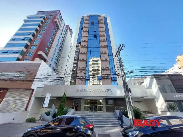 Conj. Comercial / Sala para Locação em Florianópolis/SC Centro