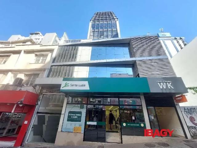 Conj. Comercial / Sala para Locação em Florianópolis/SC Centro