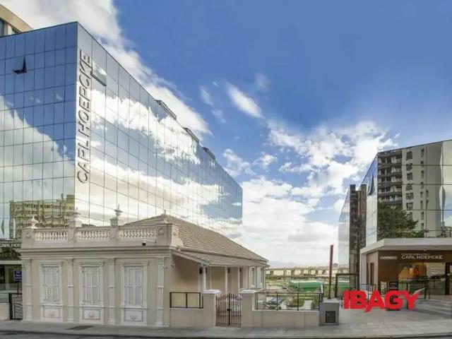 Conj. Comercial / Sala para Locação em Florianópolis/SC Centro