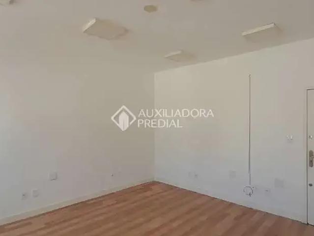 Conj. Comercial / Sala para Locação em Florianópolis/SC Centro