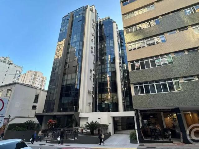 Conj. Comercial / Sala para Locação em Florianópolis/SC Centro