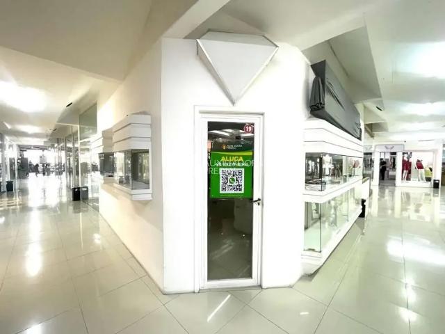 Conj. Comercial / Sala para Locação em Florianópolis/SC Centro