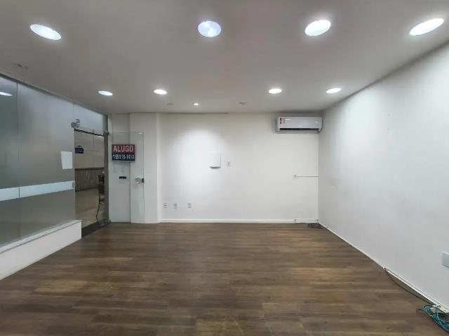 Conj. Comercial / Sala para Locação em Florianópolis/SC Centro