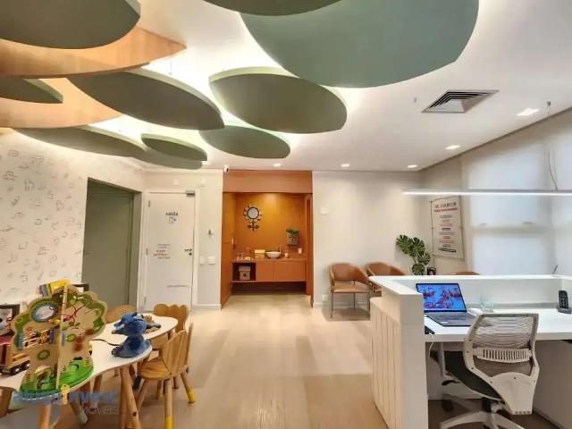 Conj. Comercial / Sala para Locação em Florianópolis/SC Centro